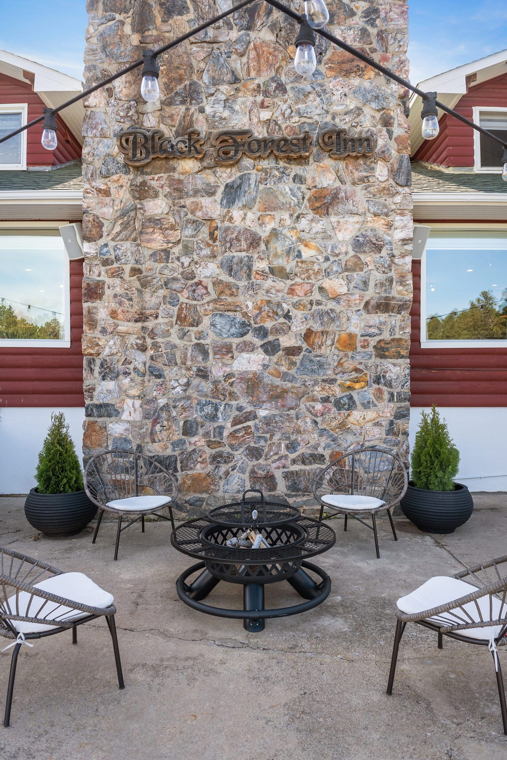Common Spaces | Black Forest Inn